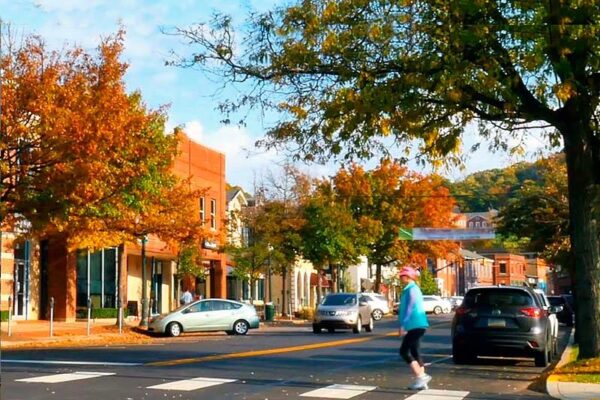 Last Mile Fiber Networks Transform Communities